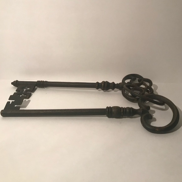 Wall Decor | Victorian Master Door Iron Keys | Poshmark